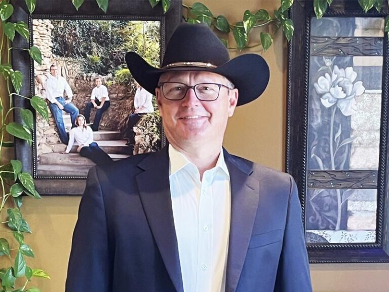 Meet Dr. William J. Cruse | San Antonio, TX | William J Cruse DDS